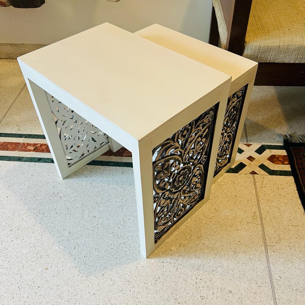 Aaima 6 : Nest of 2 Side Tables in White And Gold — Khojcrafts