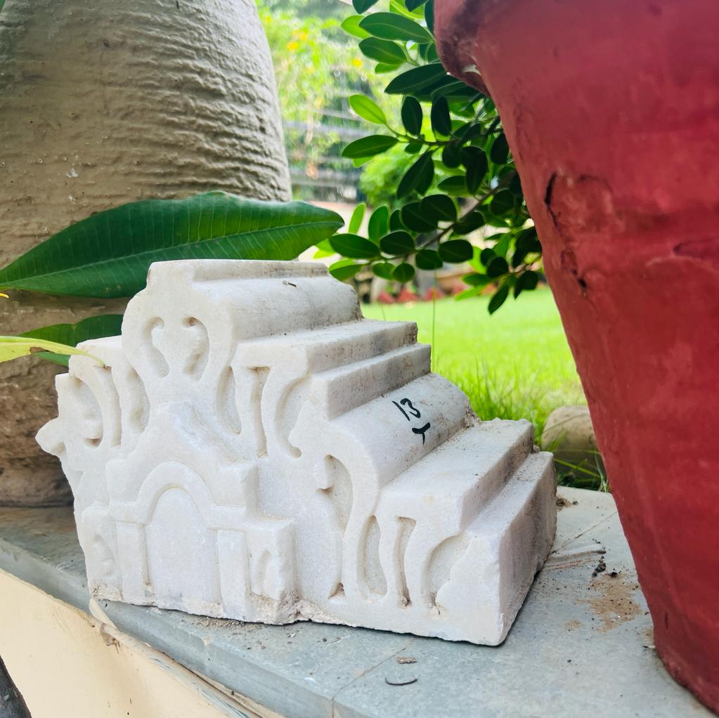 Nakaashi 15 : Vintage Carved Marble piece Sculpture — Khojcrafts