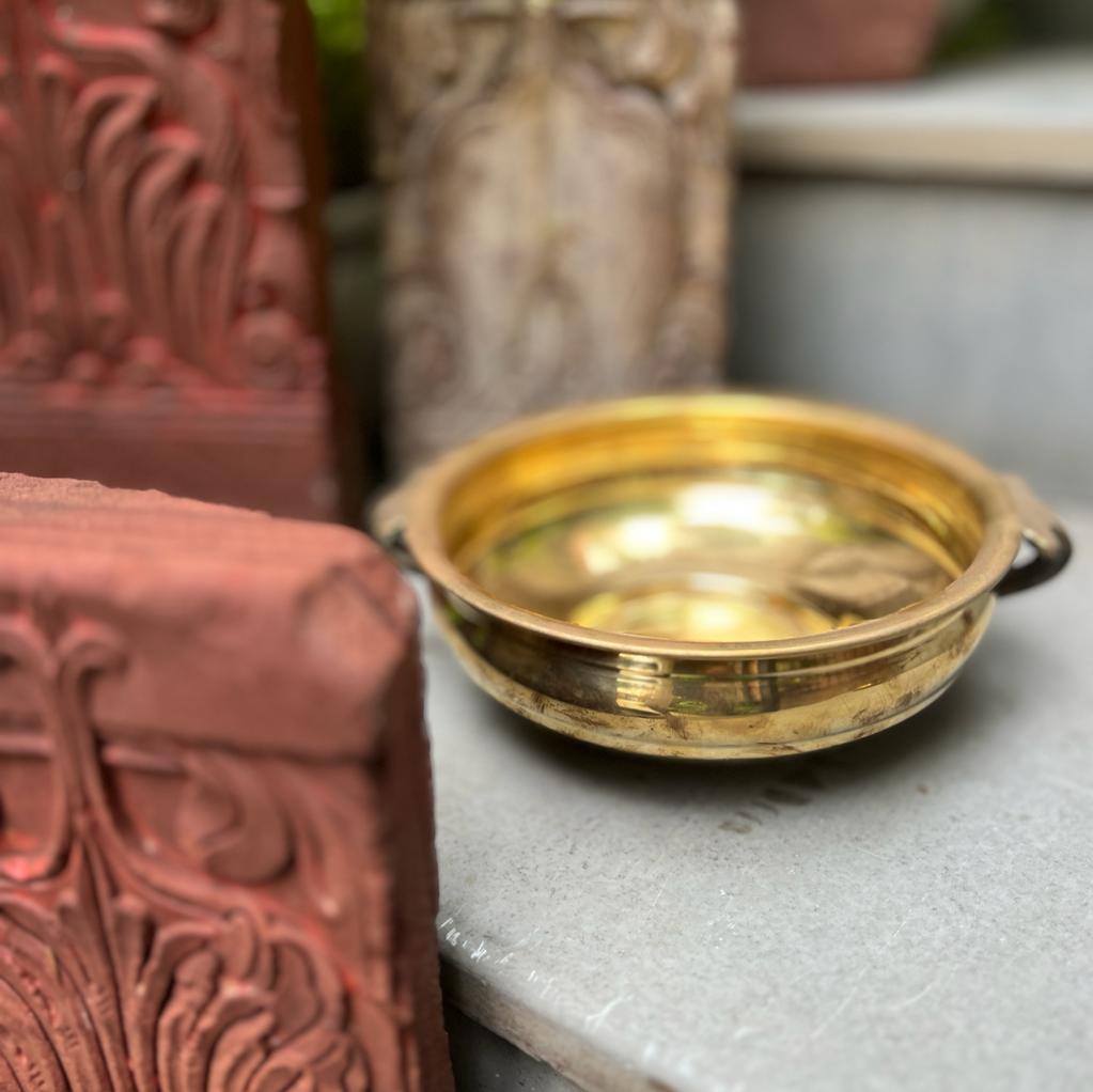 Small Brass Urli with a Polished Surface : Pital 23 — Khojcrafts